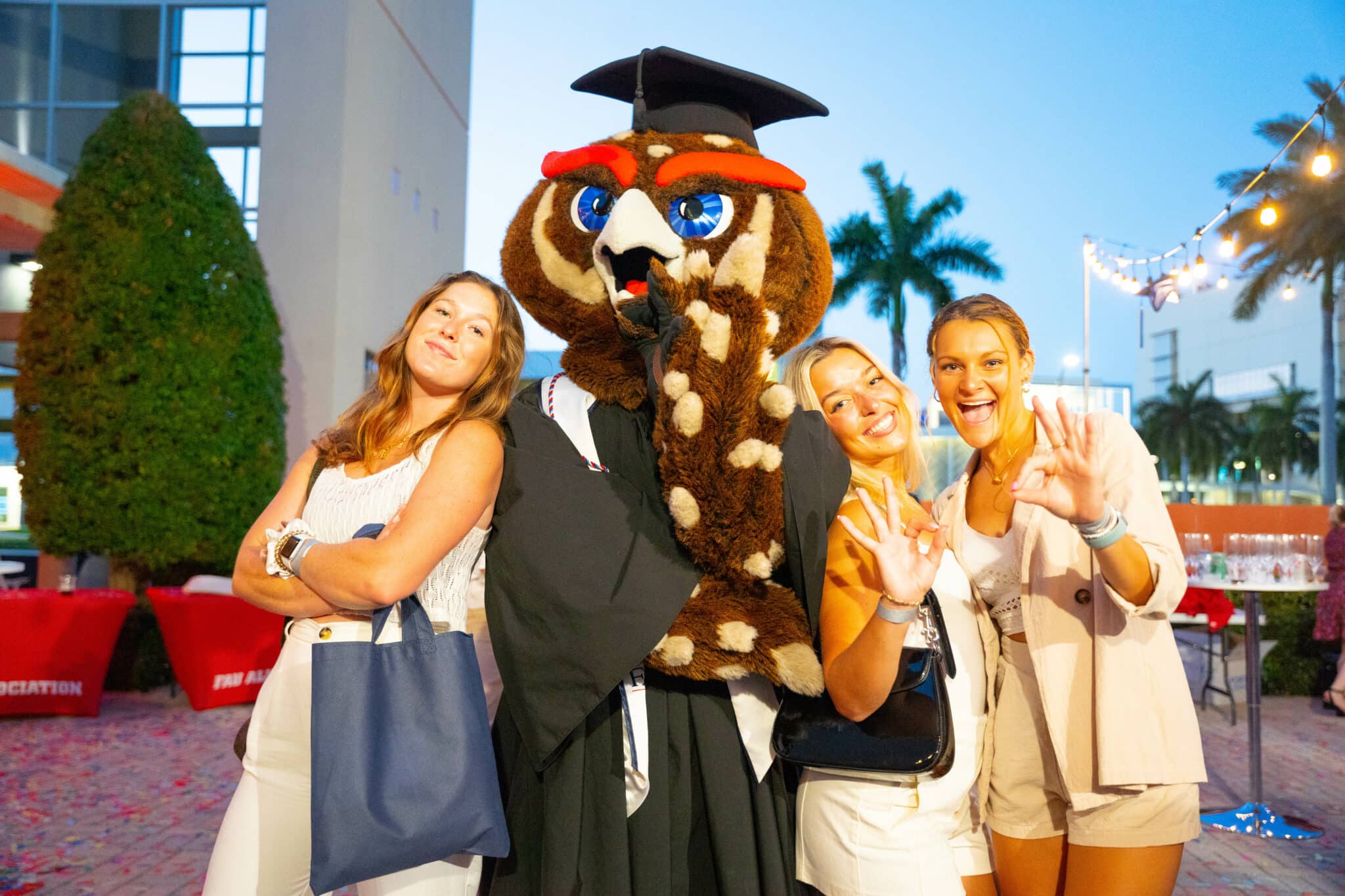 Toast to the Grads - Florida Atlantic Alumni